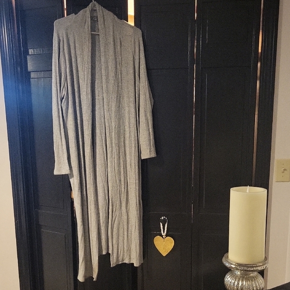 Lisa Rinna Collection | Sweaters | Lisa Rinna Collection Grey Knit ...